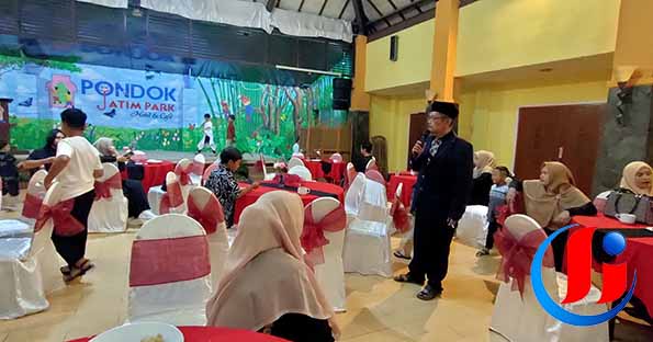 Menjalin Kebersamaan, Bani Munawar Berbagi Takjil di Bulan Suci Ramadan – PETISI.CO